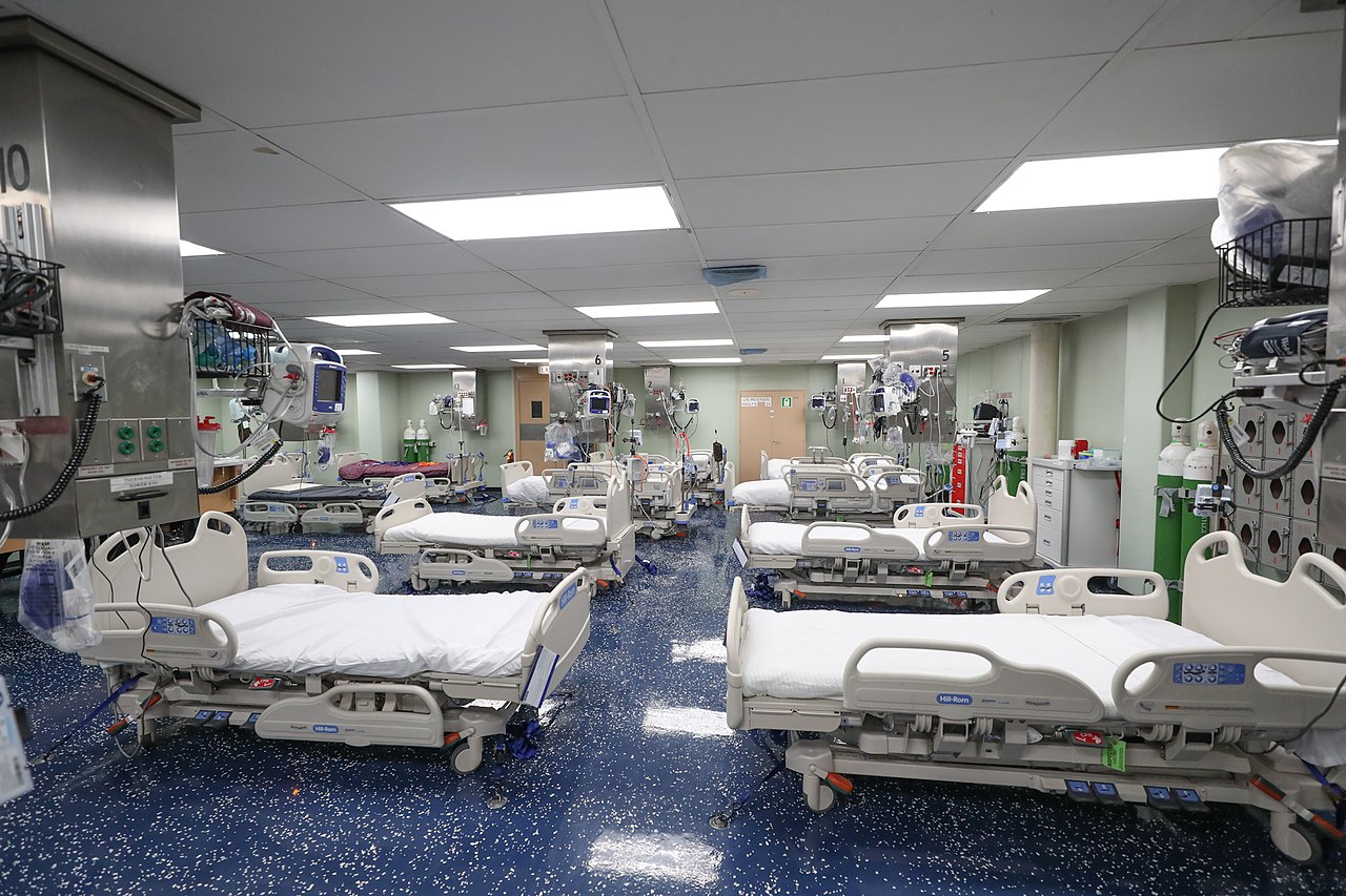 The World’s Largest Floating Hospitals – Are Mercy-Class Ships Doomed ...