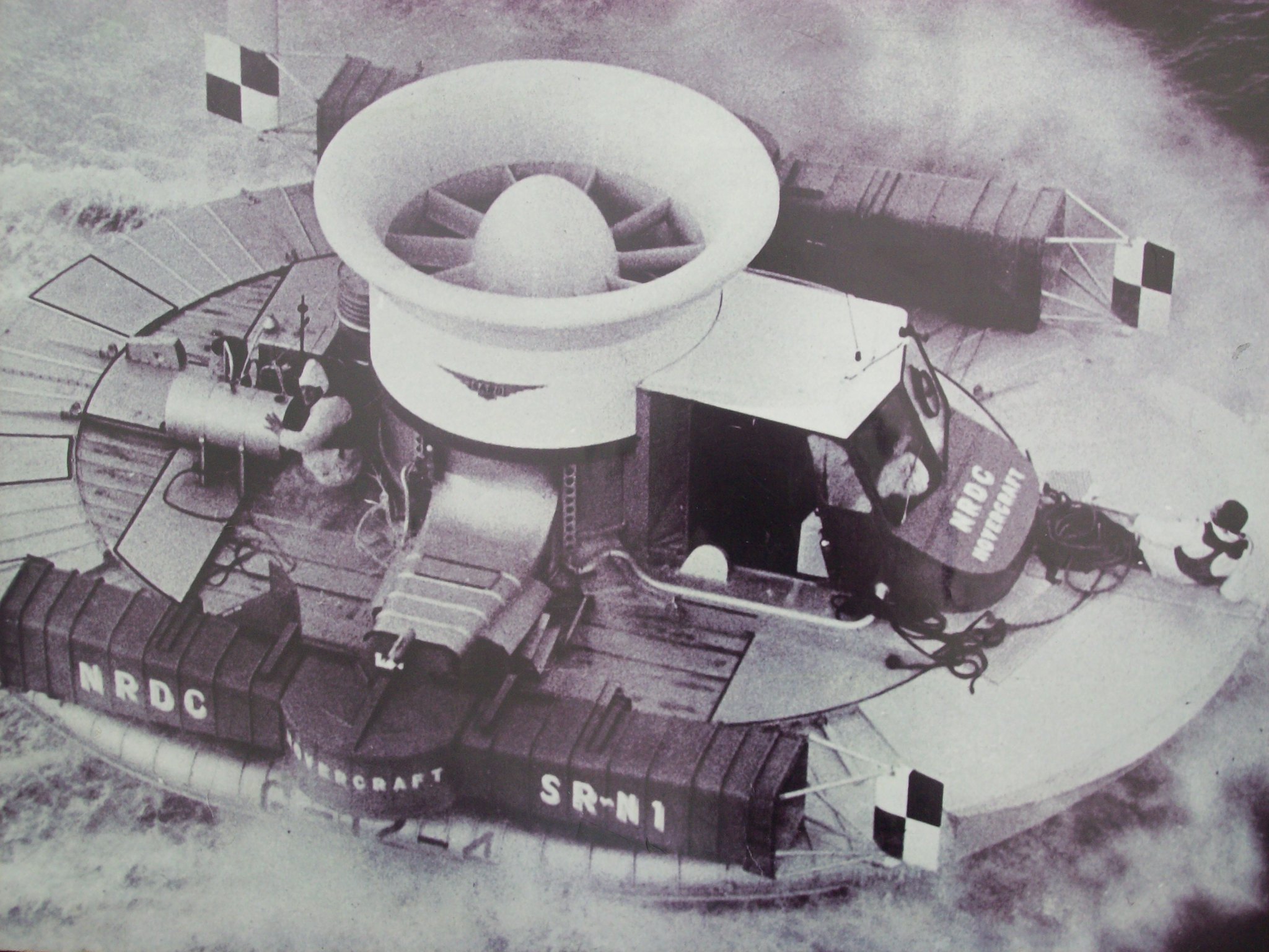 What Happened to Britain’s Passenger Hovercraft? | The Shipyard