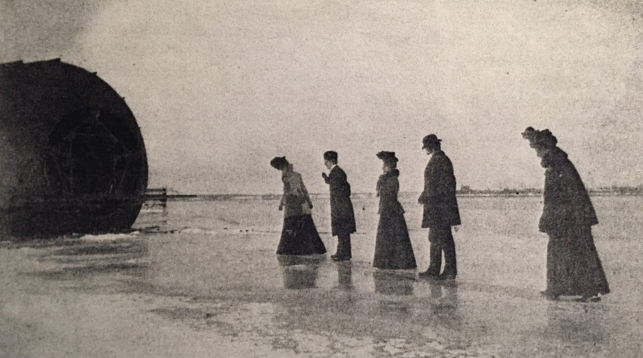 Knapp’s Roller Boat: The Most Bizarre Vessel on Lake Ontario | The Shipyard